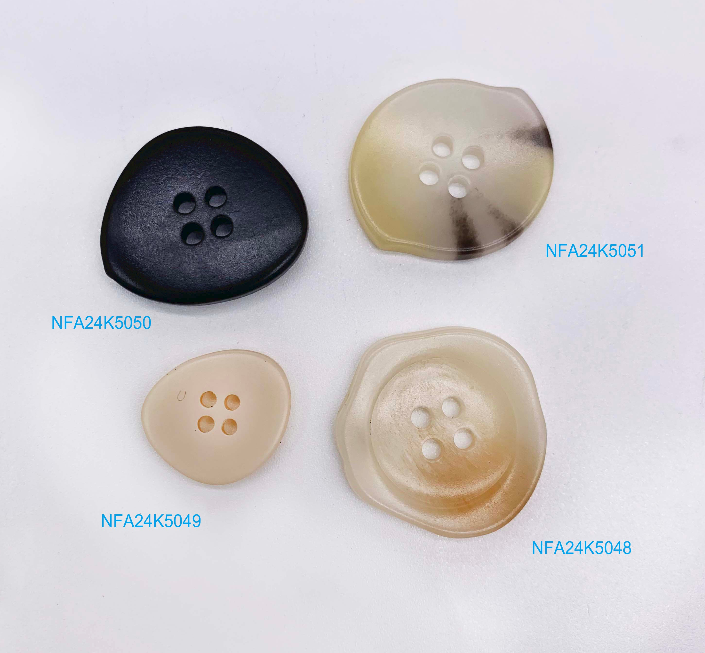 Resin button – NextFashion